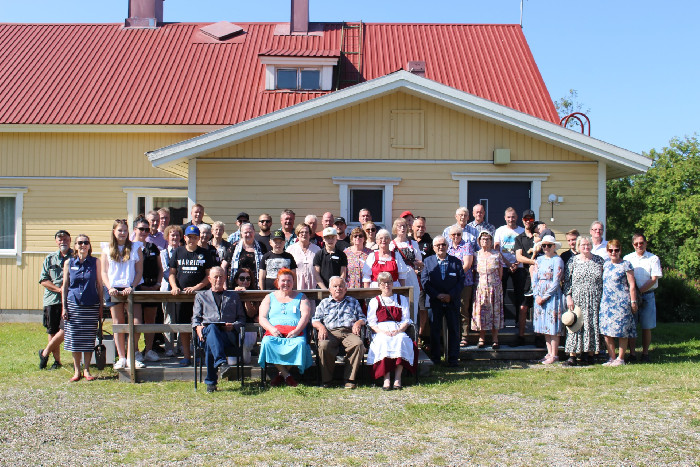 Kuvagalleria :: Laurosten-sukuseura